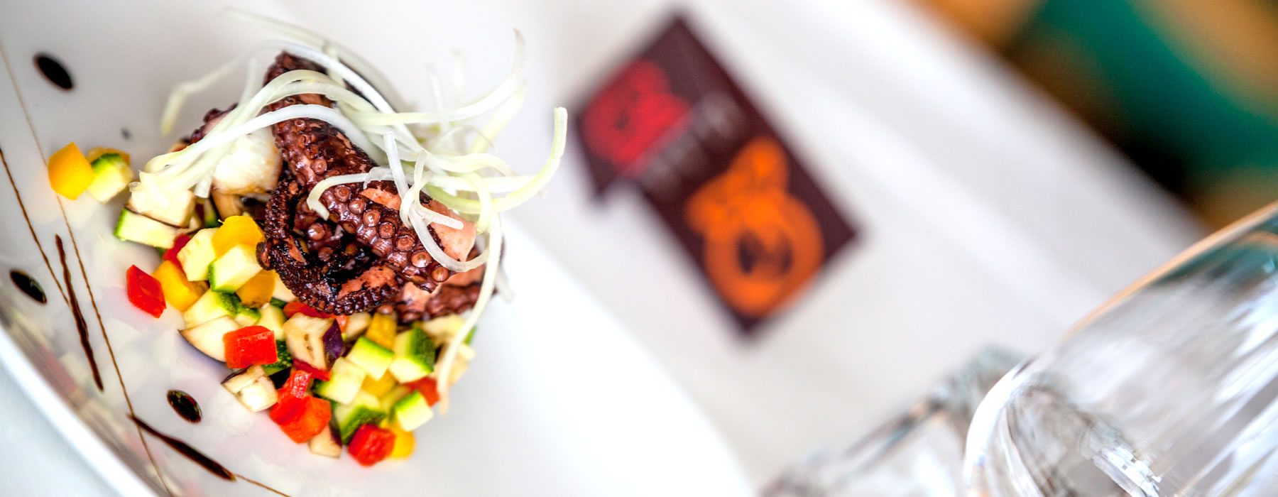 Fish restaurant on the beach in Porto Taverna - La Tavernetta Restaurant